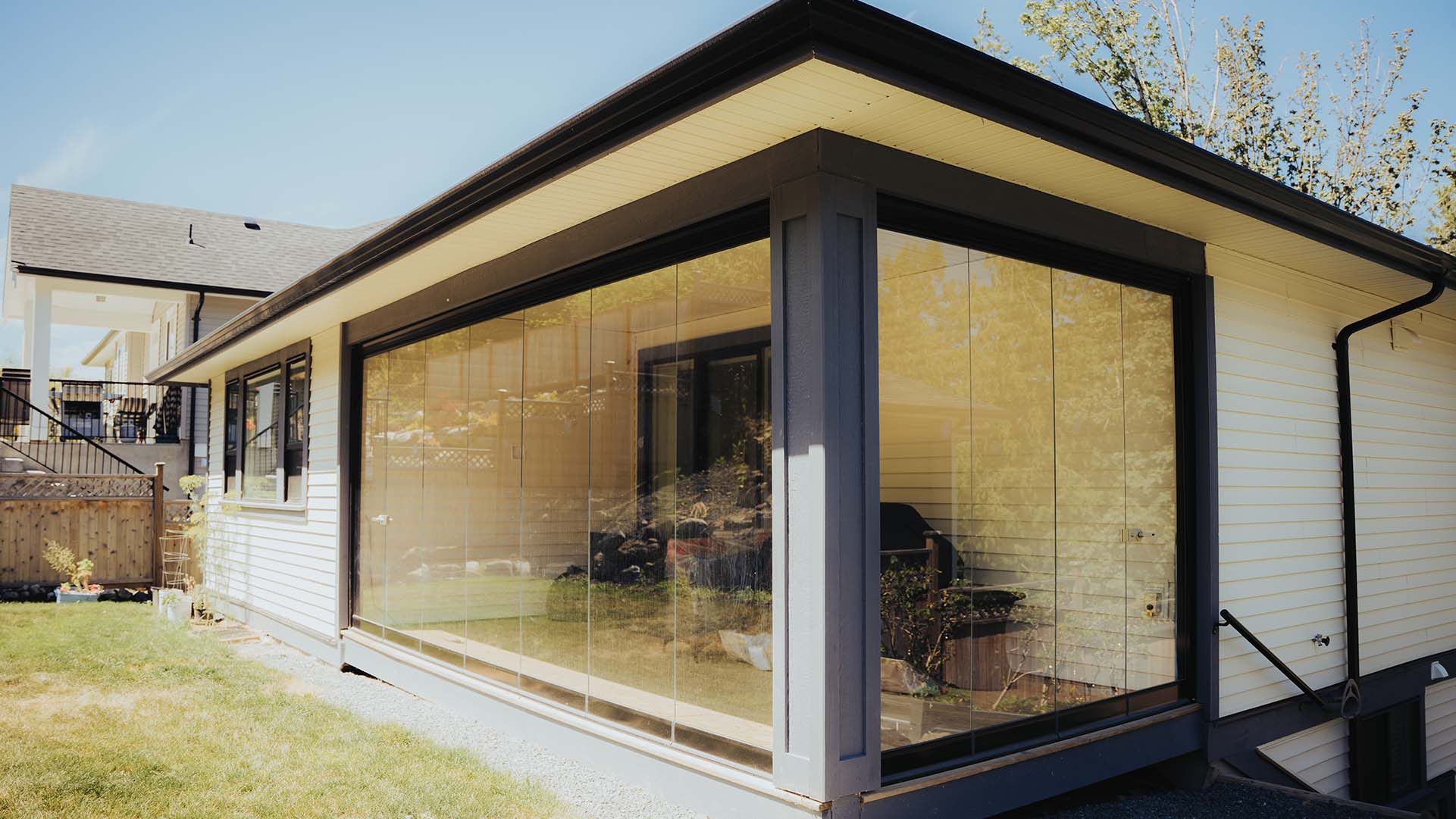 Sunroom and Glass Wall Gallery - Lumon